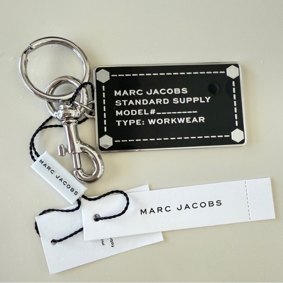 Marc Jacobs | Accessories | Marc Jacobs The Plate Charm Metal Keychain ...